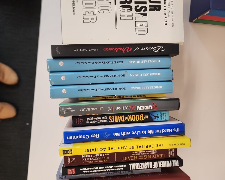 Collection of Books- Housing Works | LiquiDonate